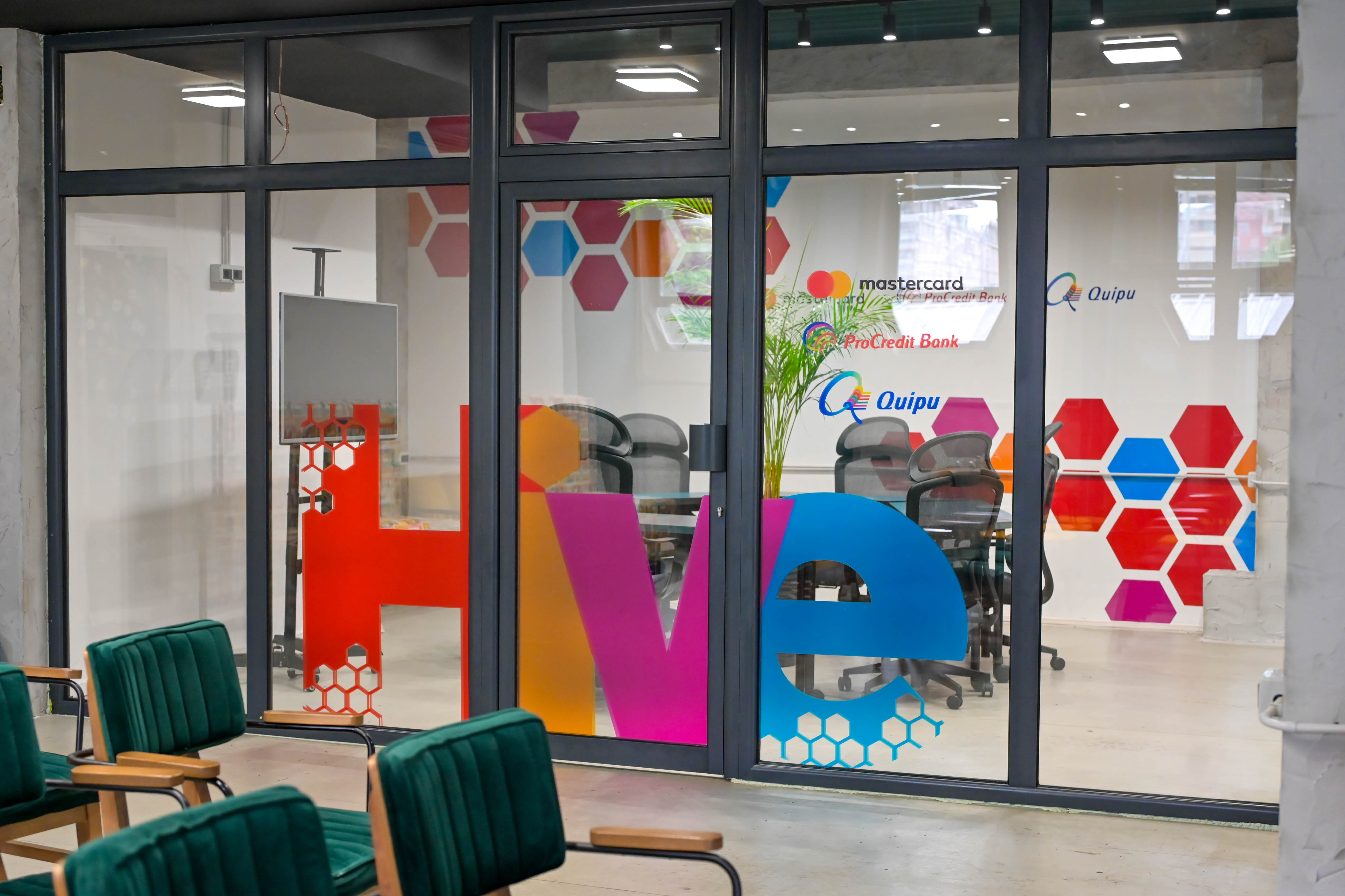 Hive Room | ProCredit Bank